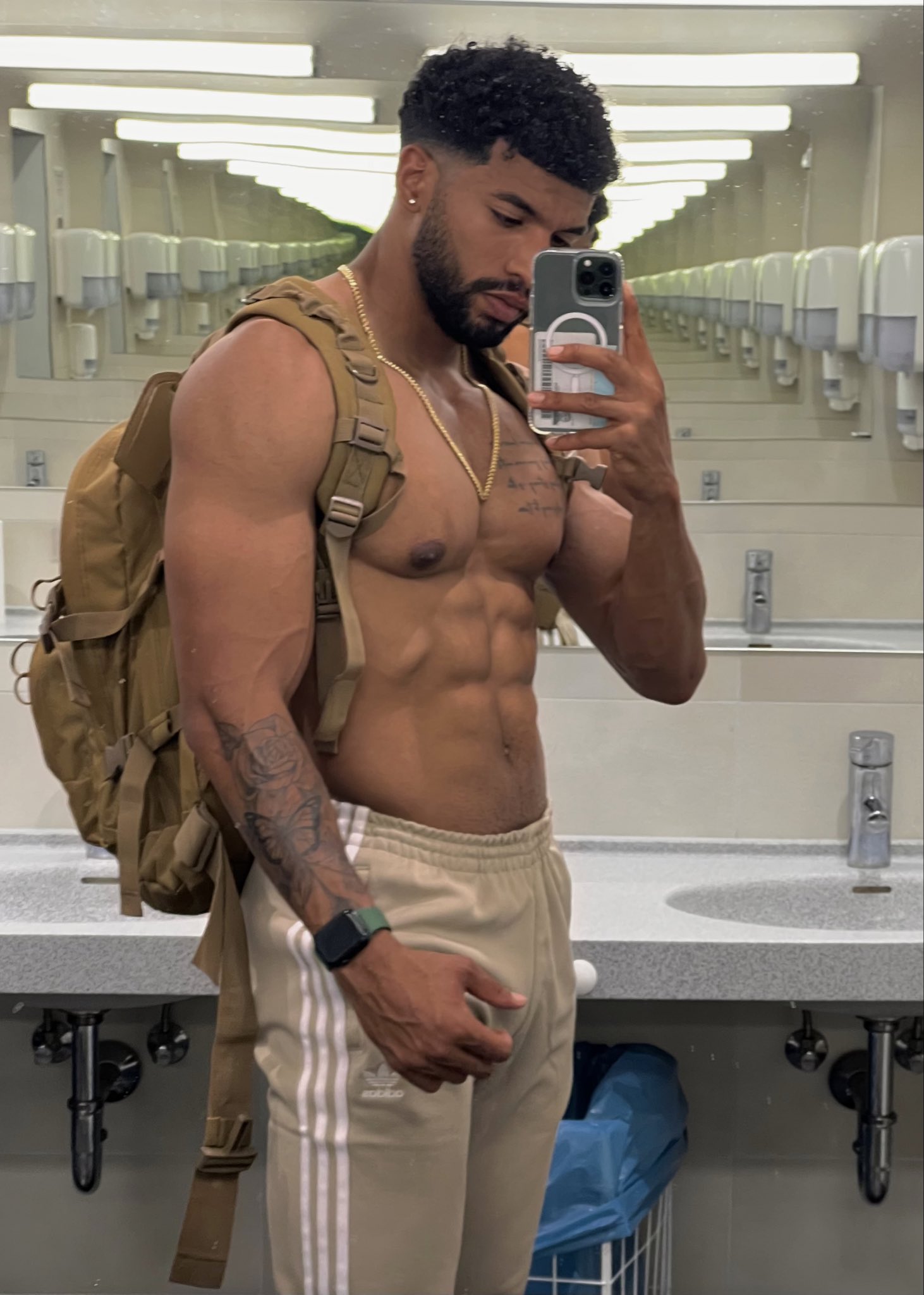 Capi on Twitter: "🍫 https://t.co/jQuYaVDRKs" / Twitter