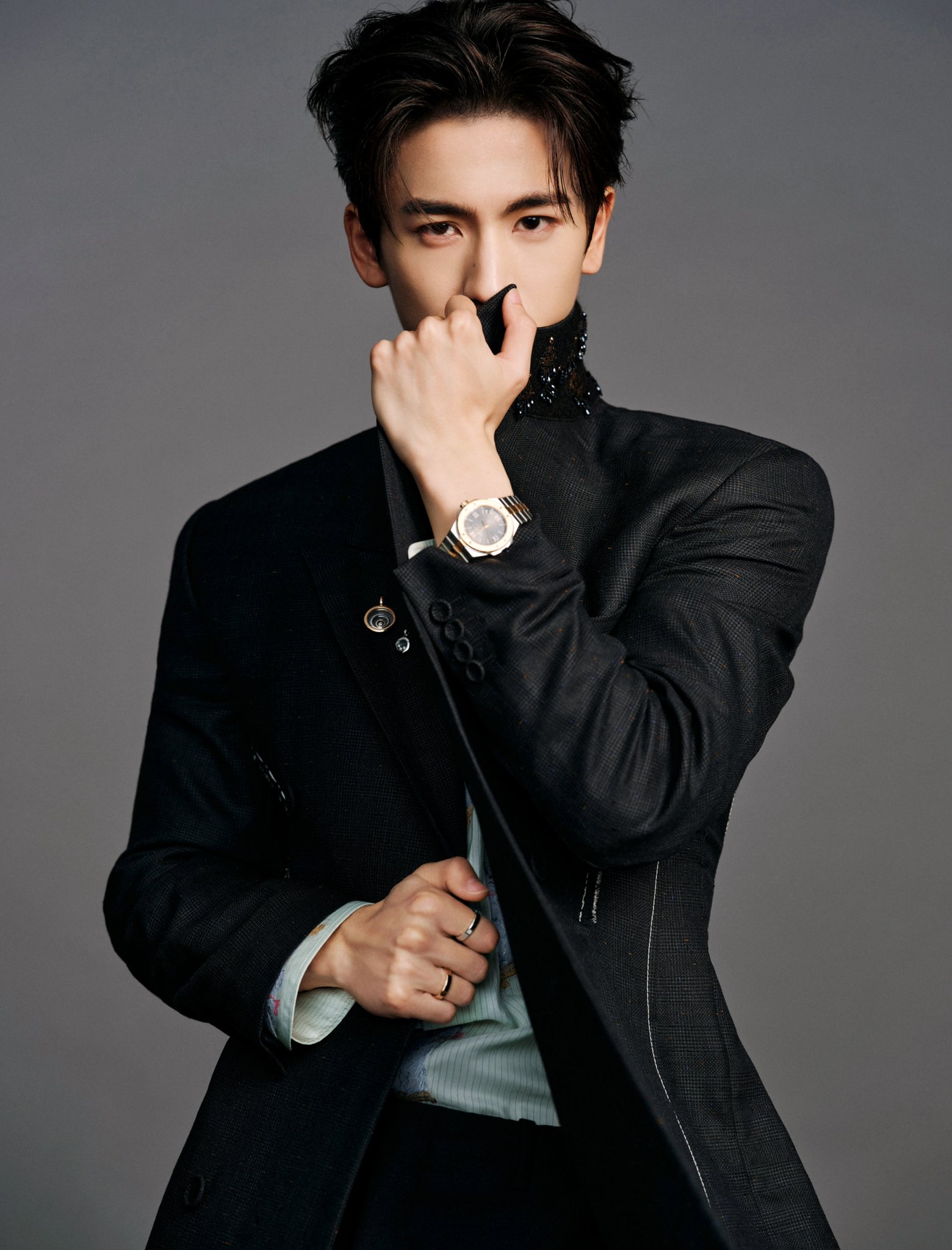 cdrama tweets on Twitter: "#ZhangLinghe for a GQ Lab exhibition event More pics - https://t.co ...