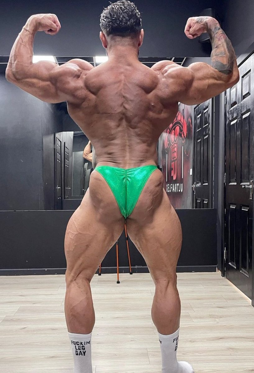 MuscleColtStar (MCS) 50K ️ Thanks on Twitter: "Neil super poser slinger 😍 ️🤤 #posersling # ...