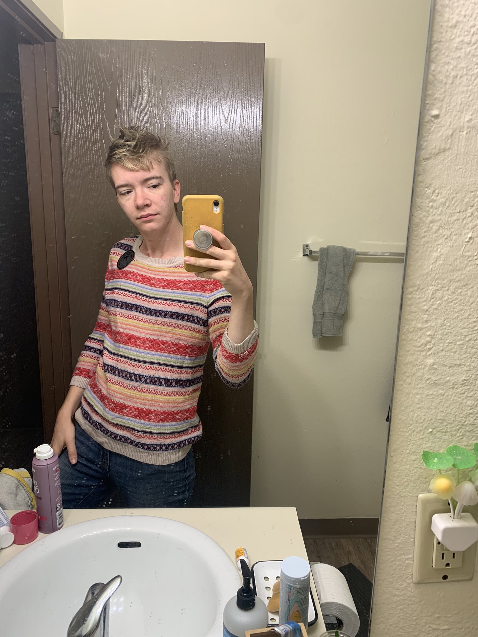 🍂 Clover Has Spooky Dick For Brains On Twitter Sleepy Twinks In Sweaters Get Gendered As