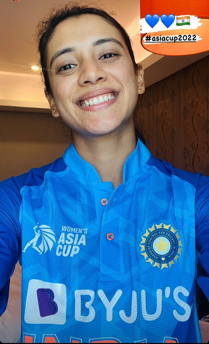 Johns. on Twitter: "Smriti Mandhana in the new Indian T20 jersey."