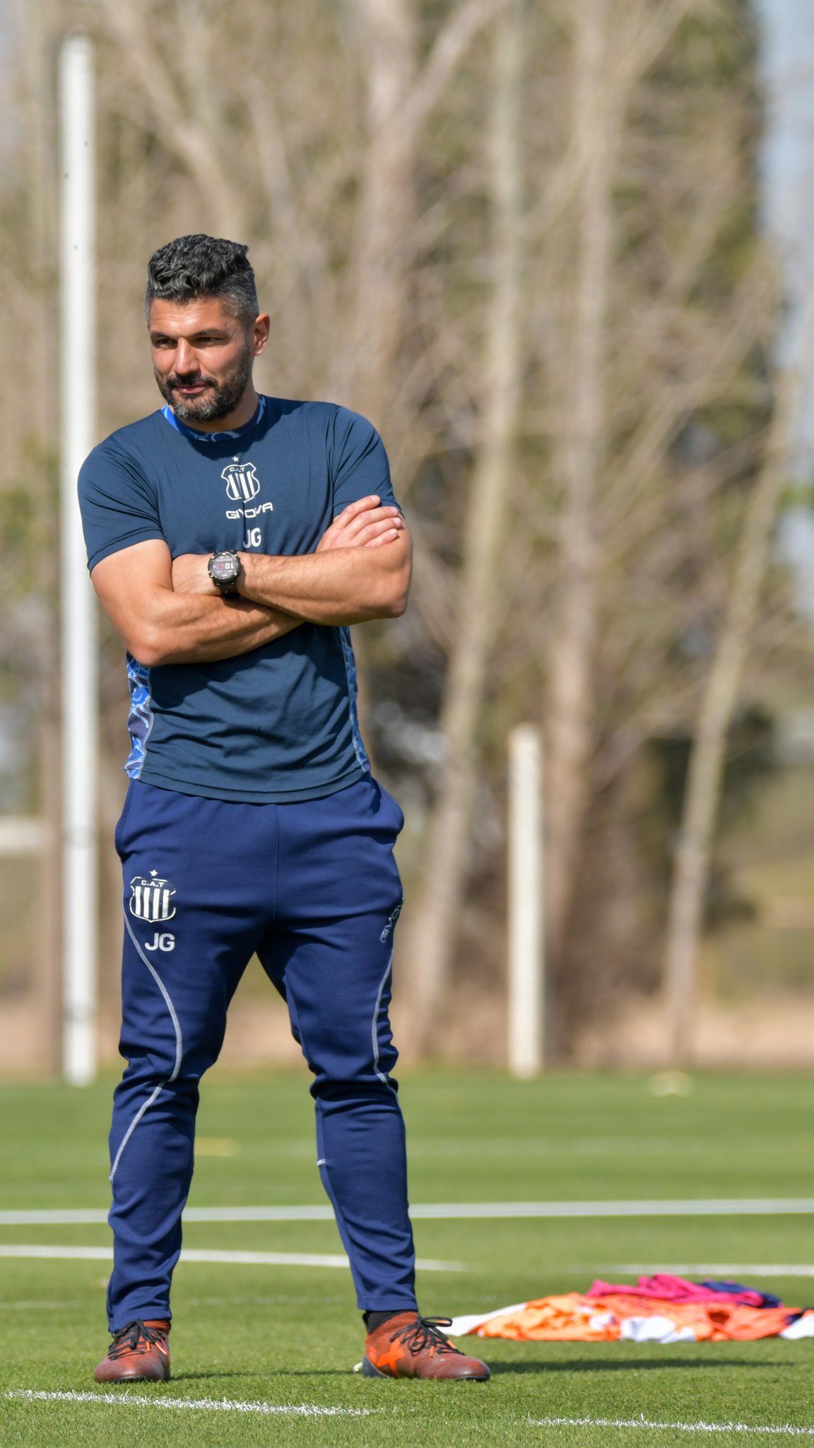 El Rafa Perez on Twitter: "La superioridad estética de nuestro DT. https://t.co/uaTsbMLfiL ...