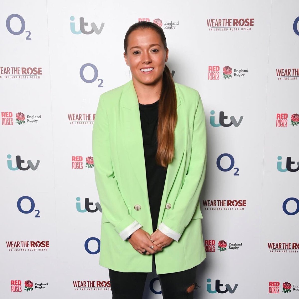 O2 on Twitter: "Wear the Rose: An England Rugby Dream premieres today (on @ITV 3 and 4 October ...