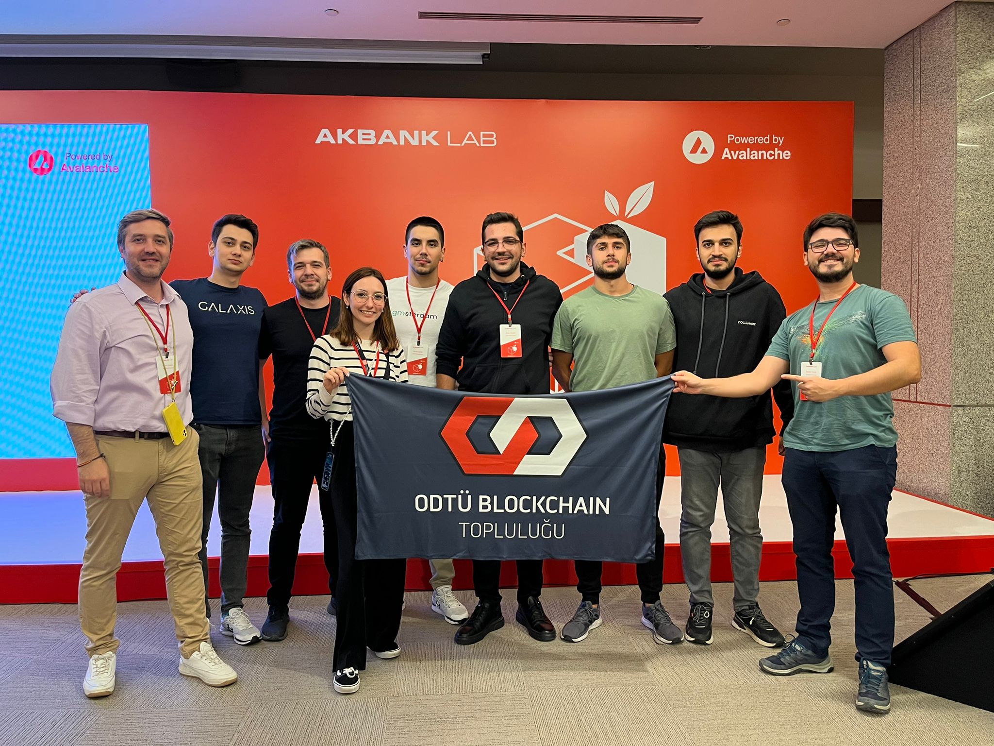 ODTÜ Blockchain on Twitter: "ODTÜ Blockchain #build on #Avalanche We are at Akbank ReFi Hackaton ...