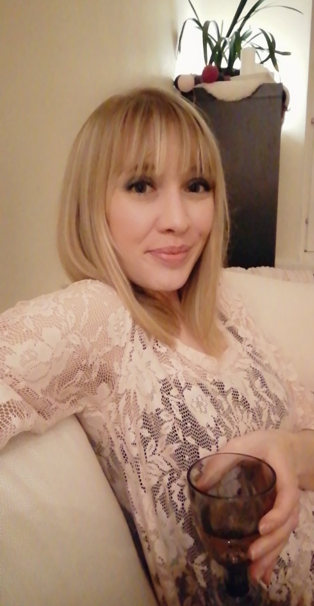 Minshi 🐻🍂 on Twitter: "Happi Friday 🌼 https://t.co/BJY33o3Hy2" / Twitter