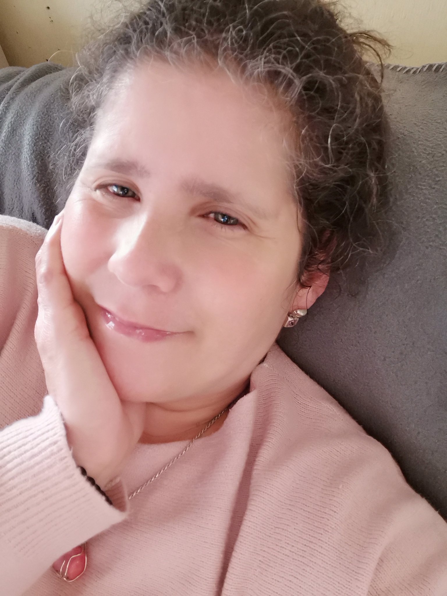 Mônica Andrea Carreño Sanderson on Twitter: "Se me cierran las persianas... Me dio sueño ...