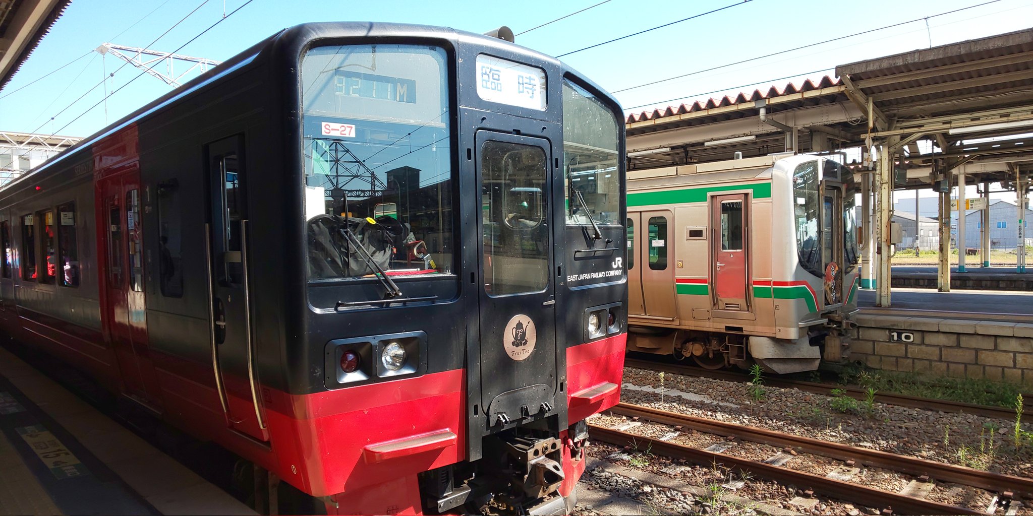 SUJUN on Twitter: "走るカフェフルーティアふくしま乗車！持ち込みのスパークリングワイン…飲む！！ https://t.co/R1Fi5hXglR" / Twitter