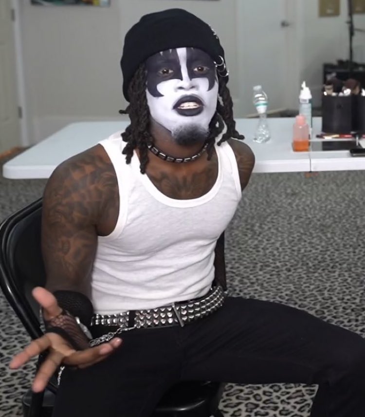 Corn ⍣ on Twitter: "@EventuallyRich hell he doin https://t.co/HYqQqCMAA3" / Twitter