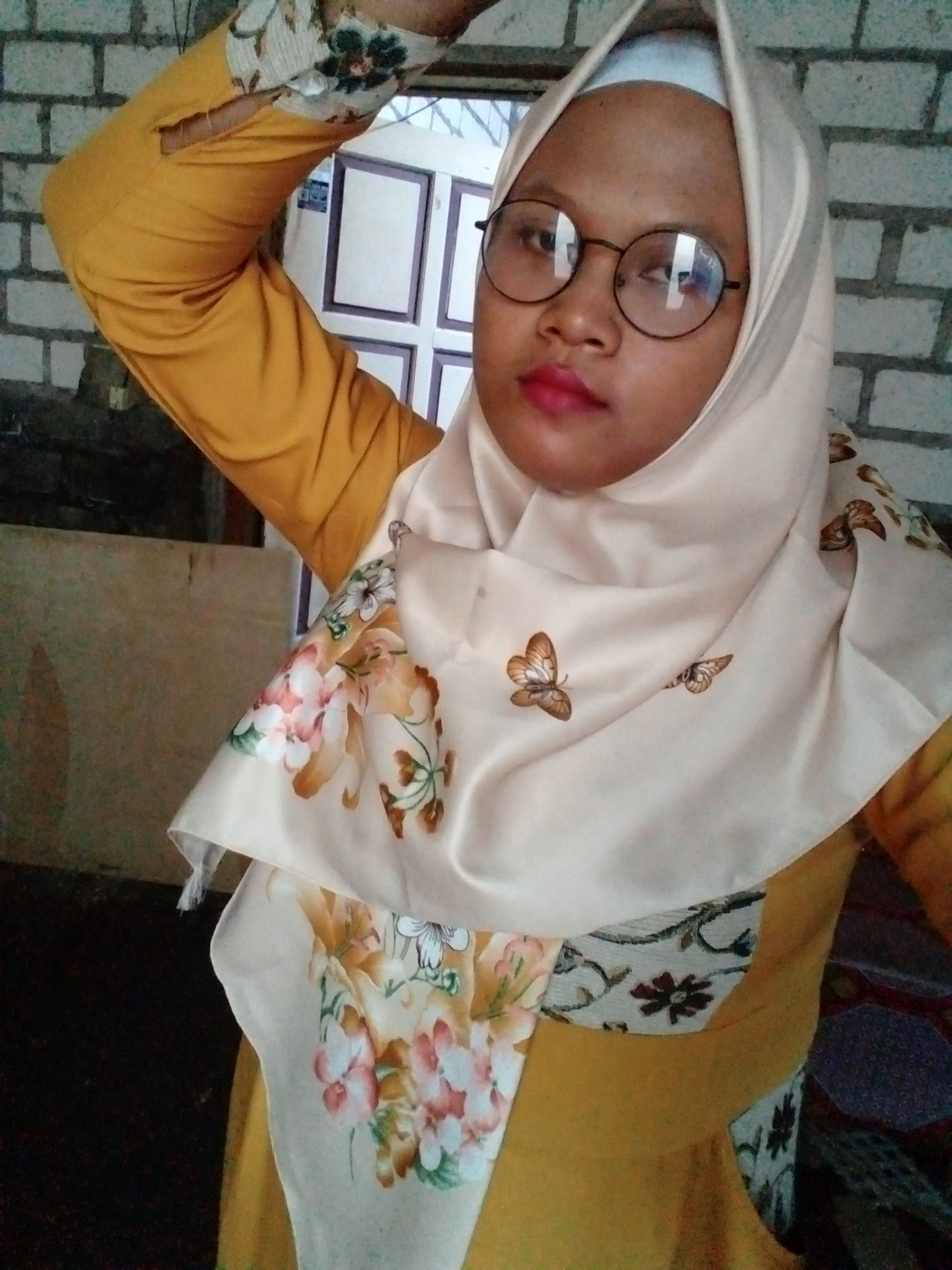 jacky.sex on Twitter: "@Mbak_Yatie @CderRisky Dm sayang" / Twitter