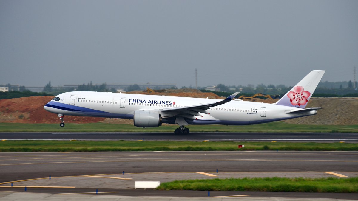 王威翔 on Twitter: "B-18903 Airbus A350-941 China Airlines #AIRBUS #A359 #CHINAAIRLINES"
