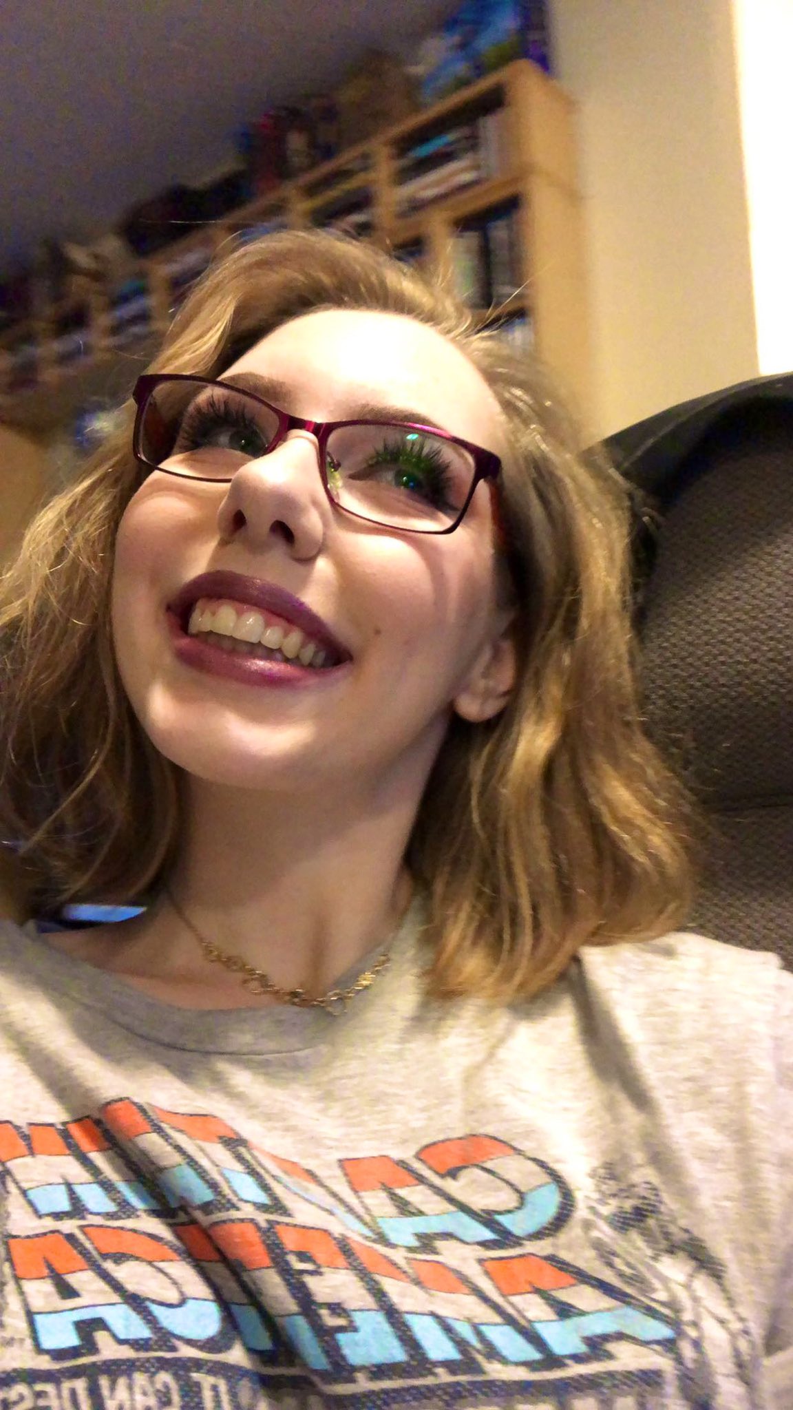 👻Boo-Bees is on the eDGE OF GREATNESS on Twitter: "Me at 18 vs Me now https://t.co/FhXz6EwqZg ...