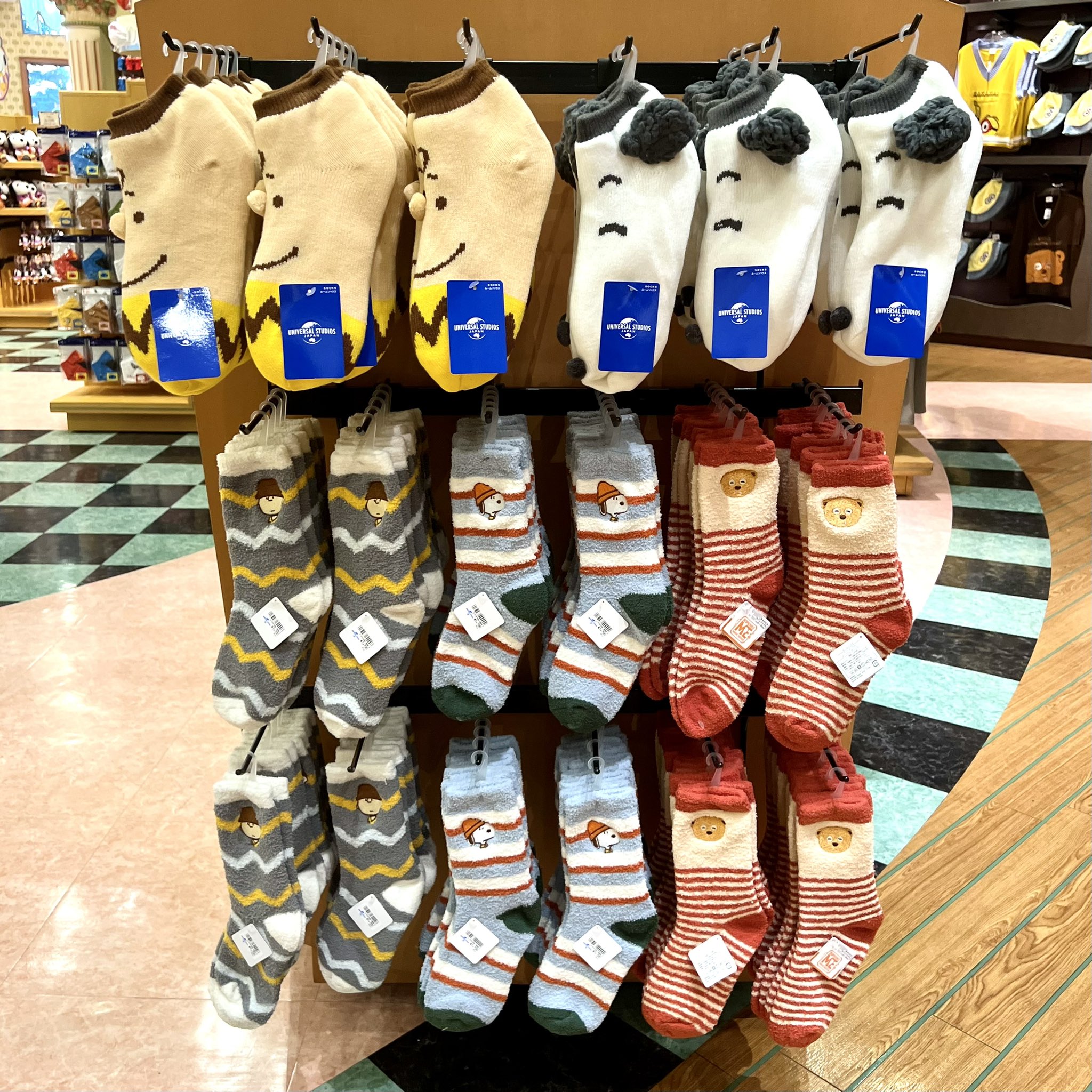 靴下 チャーリーブラウン PEANUTS 2022-