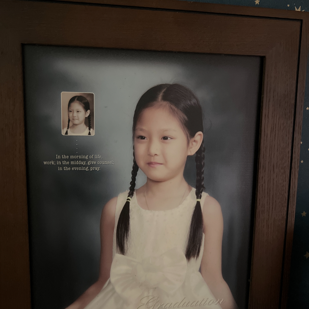 LOONA Fab Profiles on Twitter: "220919 17:10 KST - 🐱 [Profile] https://t.co/VPSKzUUdwi" / Twitter