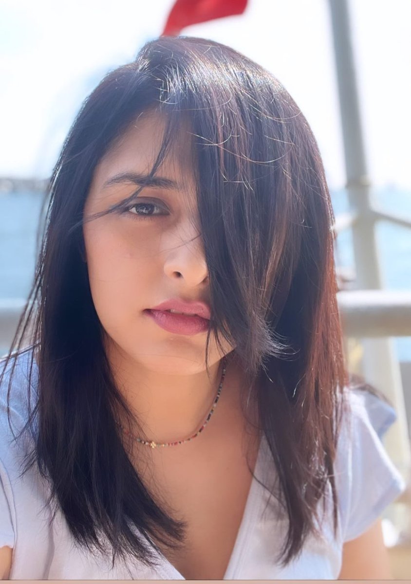 ActressBuff on Twitter: "Sristi Kukreja 🤍💙"