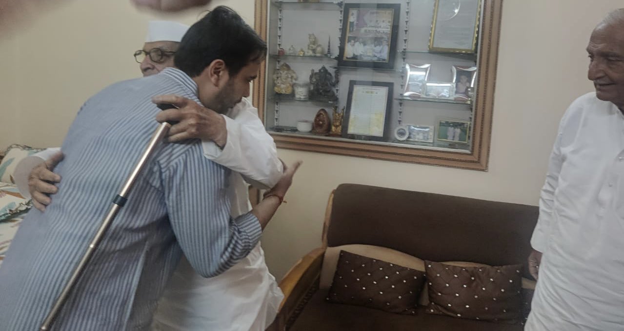 Jayant Singh on Twitter: "प्यार भरे कुछ पल! https://t.co/uUUcyPsURz" / Twitter