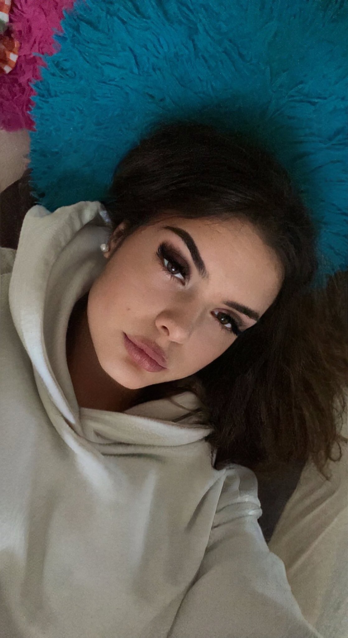 GODDESSLEA 2,2K 🔥💸 on Twitter: "so ab in die dms ihr köter! Jetzt werdet ihr gemolken 😝 #findom ...