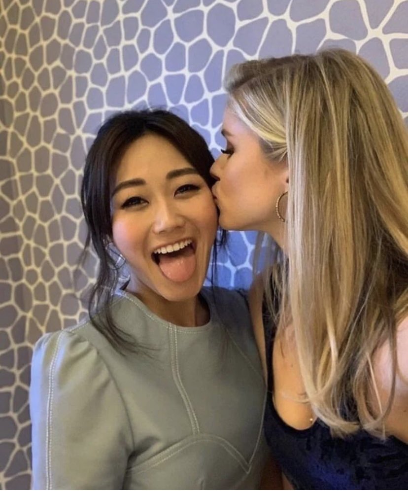 Monzo Celebs ~ fan account on Twitter: "Erin and Karen #WhatAPair https://t.co/KWlbwXJHZ6" / Twitter