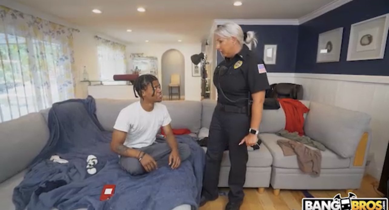 Lieutenant Bella Lexi On Twitter Its Finally Out Go Watch My First Scene With Lil D
