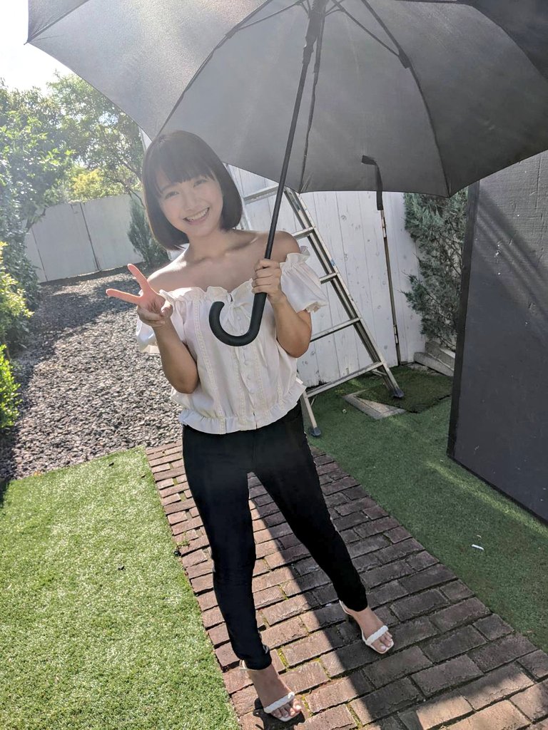 星乃莉子⭐sodstar On Twitter おはりこ〜⭐ 今日も台風で天気悪いところが多いね🌪💦 早く晴れますよーに!!☀🌈