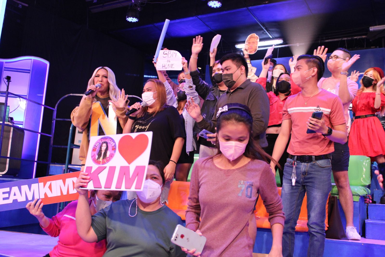 It's Showtime on Twitter: "Everybody happy ngayong #ShowtimeNakakaFresh Tuesday with Vice Ganda ...