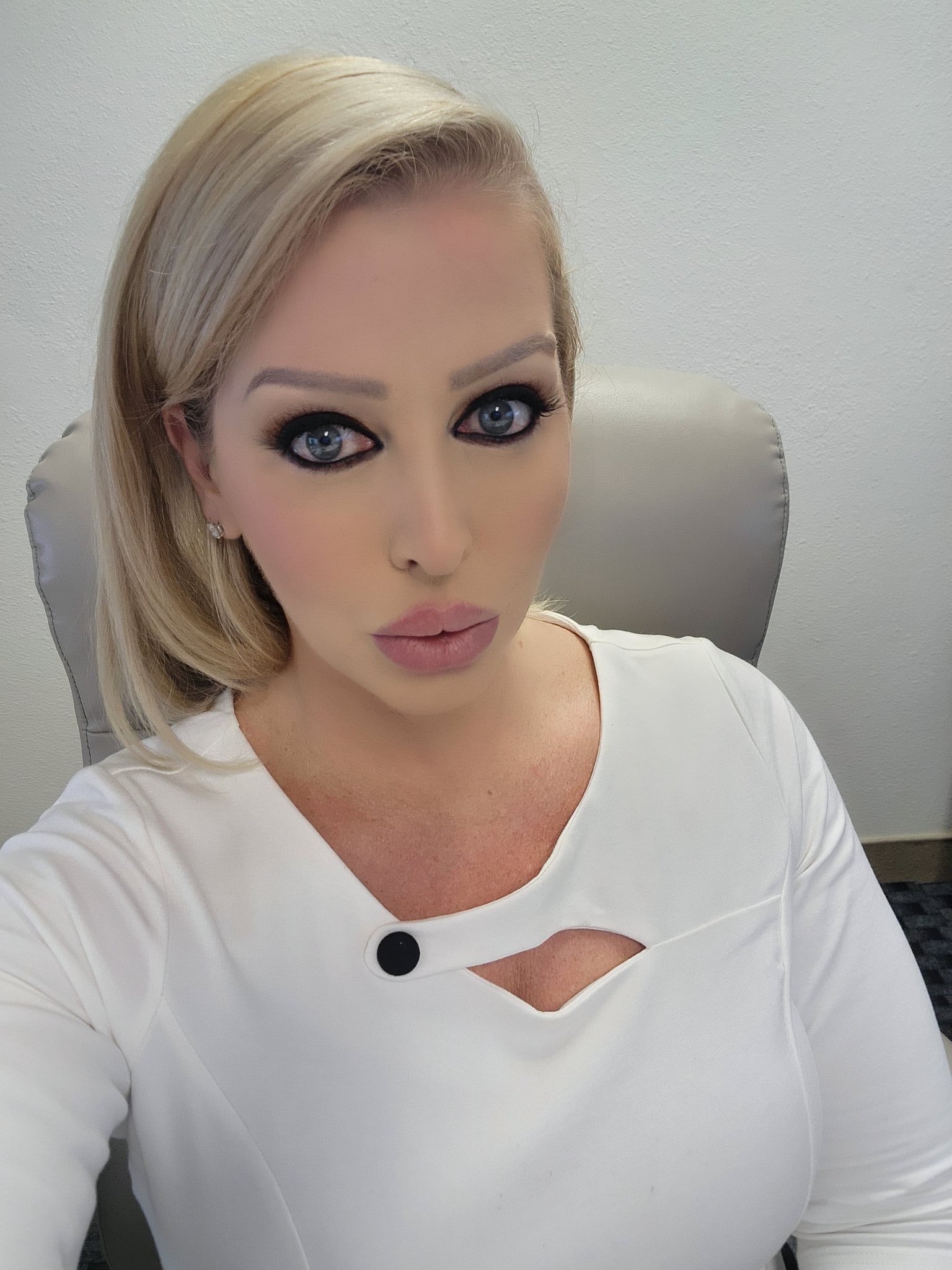 Tw Pornstars Alura Jenson Inc Twitter A Kind Person Will Be Hard On Themselves A Dark 