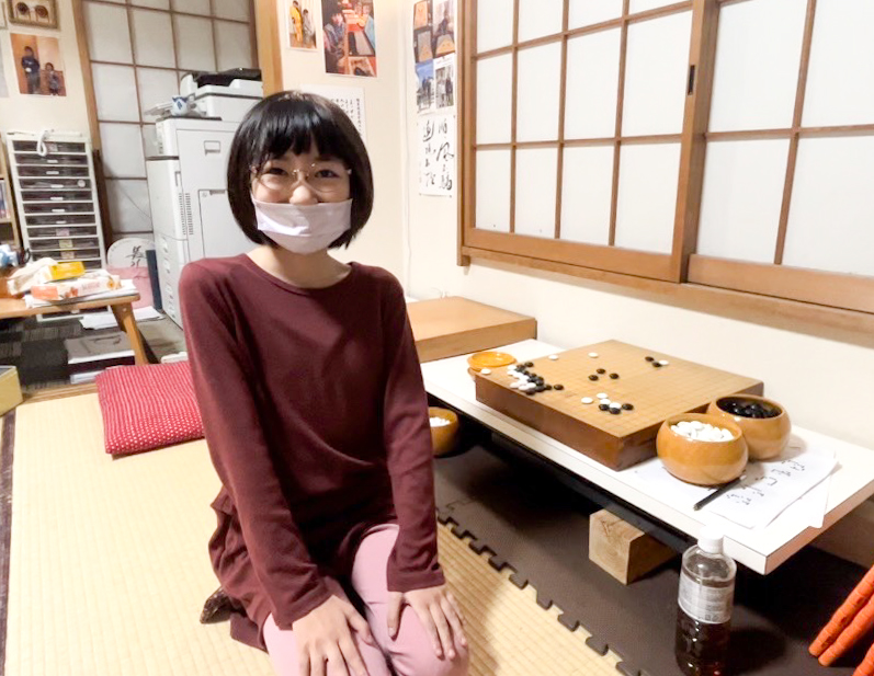 사이버오로(CyberOro) on Twitter: "일본의 소녀 아마추어 기사가 중국의 남자 프로기사를 꺾었다면 평범한 일이 아닐 것입니다. 더구나 그 프로기사가 ‘중국 ...