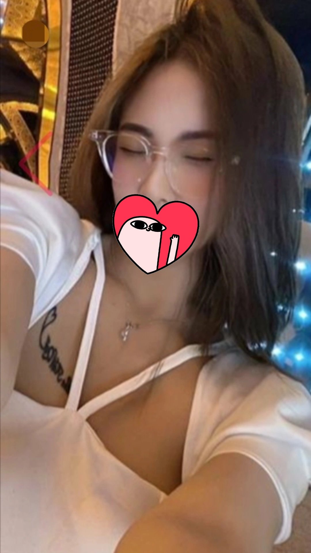 高雄魔羯♑（🔟月停更一個月） on Twitter: "外籍茶#5 152 / 49 / C /20y ♎ 越南茶、定點、長髮、笑容很甜💕 可親親、不可親妹妹、怕癢勿擾😂 🤍😺、無套吹戴套做 ...