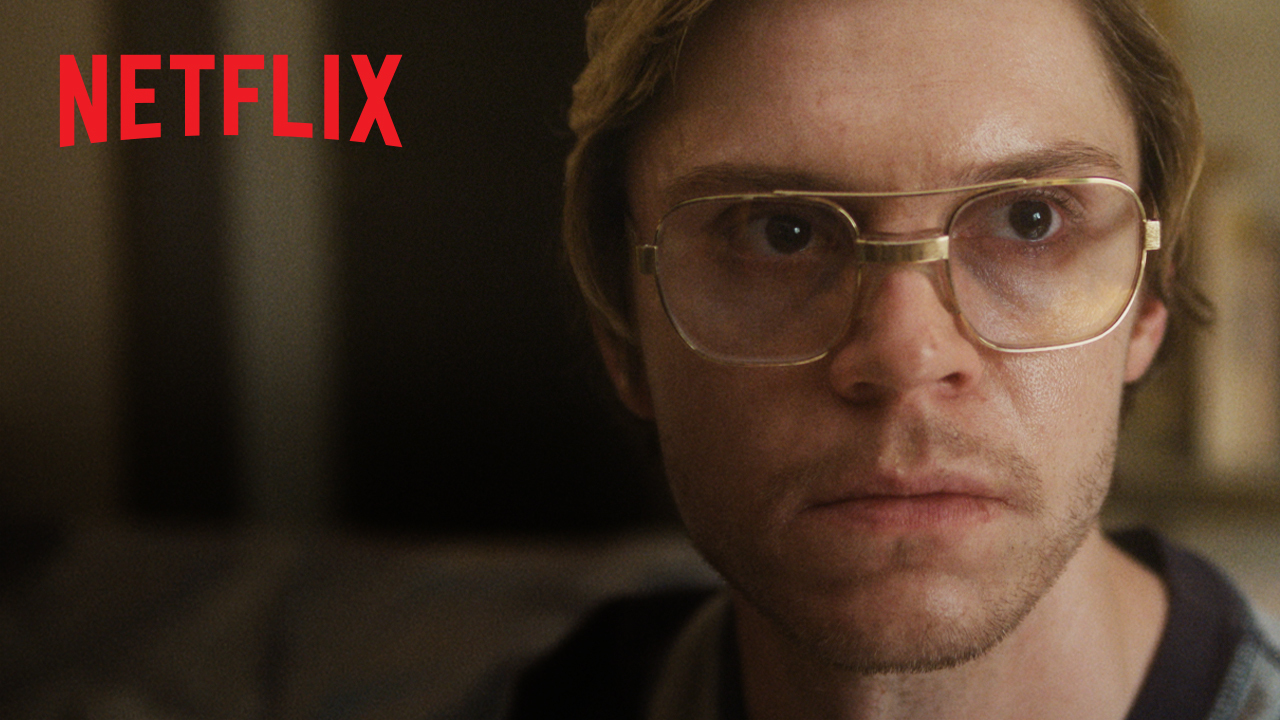 Netflix Indonesia on Twitter: "Gimana Jeffrey Dahmer, pelaku pembunuh berantai bisa melakukan ...