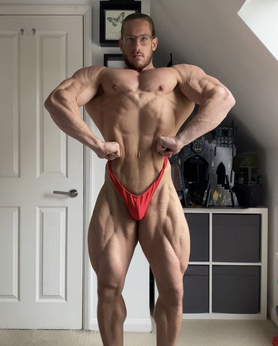 MUSCLE on Twitter: "RT @quad_uk: Bodybuilders in Glasses, Day 20: Jon Lofthouse"