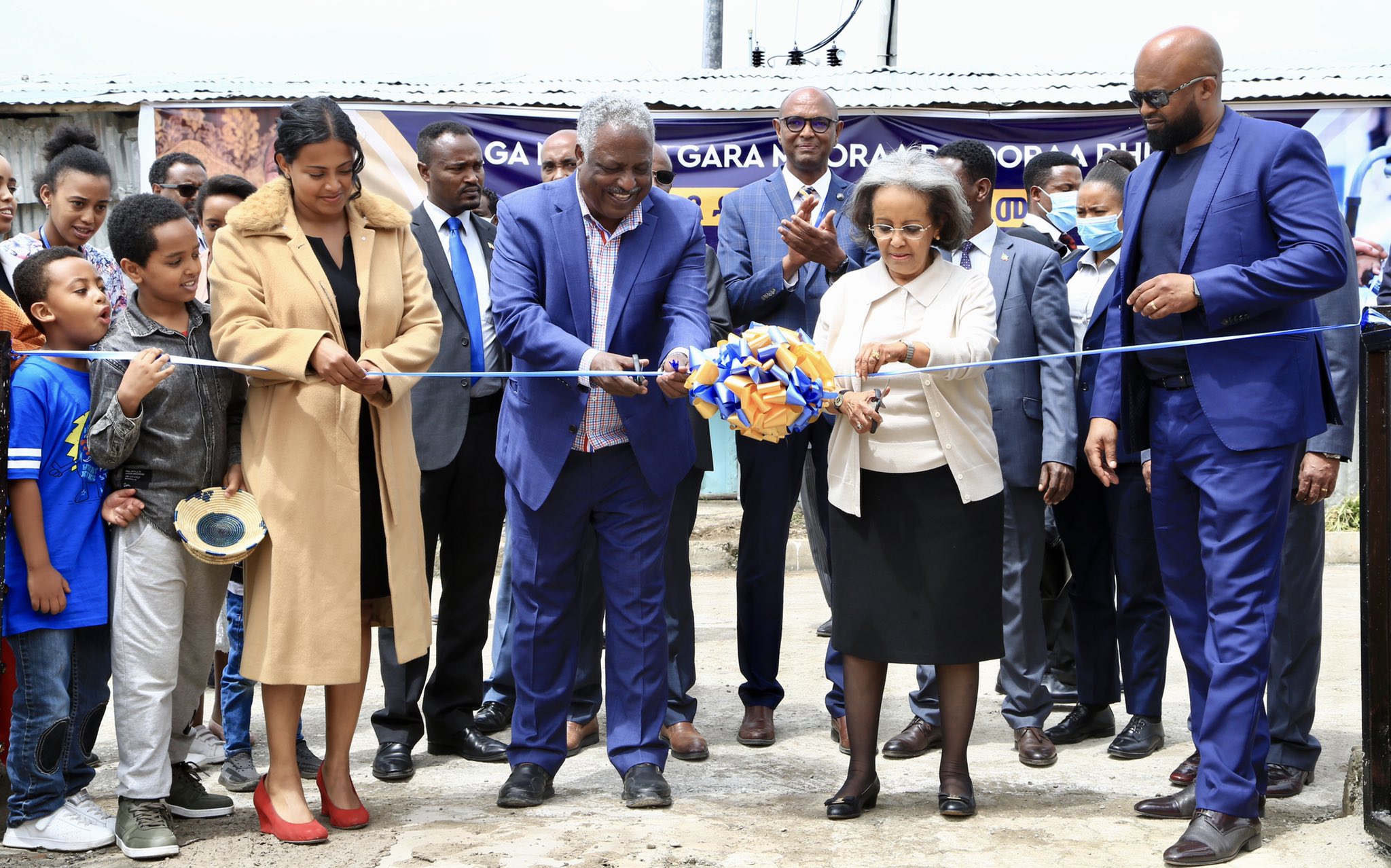 Office of the President, Ethiopia on Twitter: "1/2 ፕ/ት ሣህለ ወርቅ በለገጣፎ ለገዳድ ከተማ የሚገኘዉን የዲቦራ ፋዉንደሽን ...