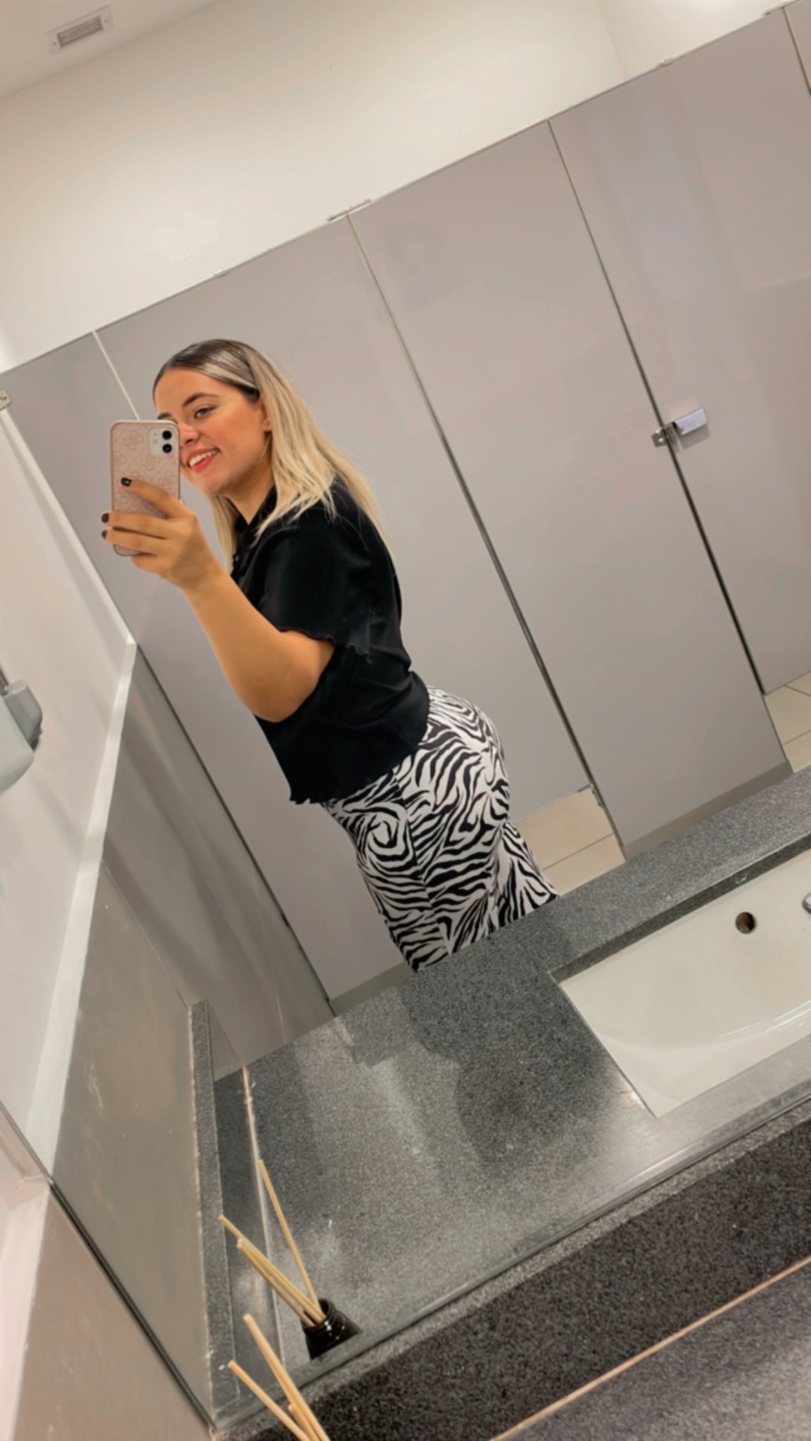 mayte gzz on Twitter: "Hermanas no duden nunca de ustedes así te lo diga un pinché vato ardido o ...