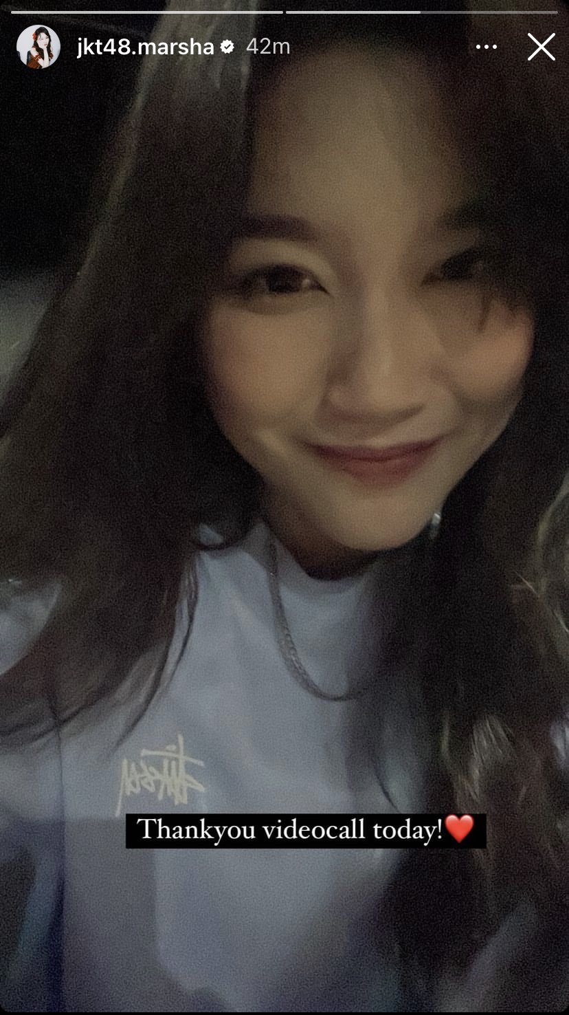 #JKT48Fashion on Twitter: "Marsha Lenathea wore Stussy Basic T-Shirt. #JKT48Fashion https://t.co ...