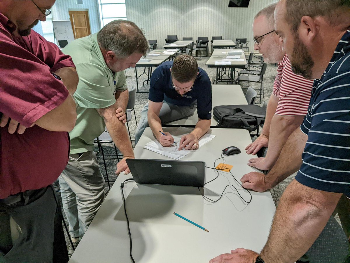 MMIP Project Type Dots Graphic 5 up straight line 2te.indd | MMIP