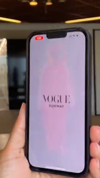Snapchat on Twitter: "Ready to bring the new looks from Vogue World's runway home? Try them on ...