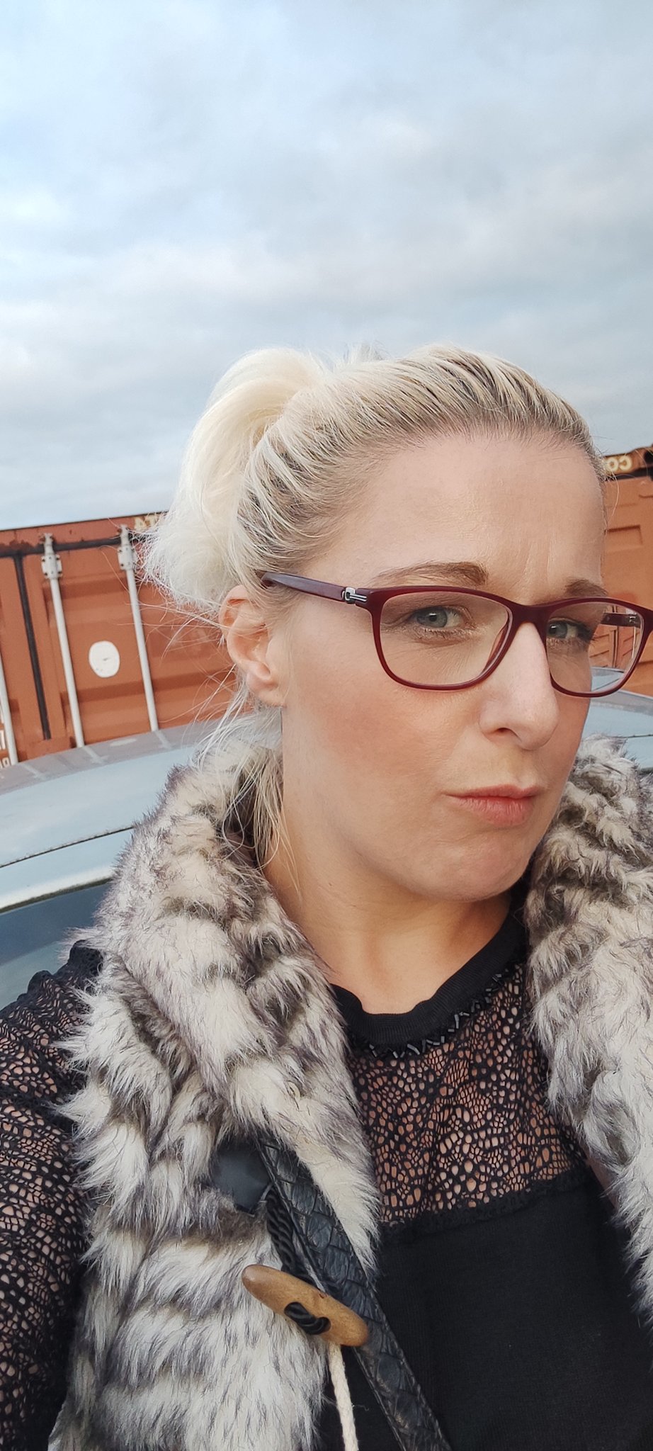 @Mistress__Kay - Midlands based ProDomme on Twitter: "Just shipping an unruly sub onto the ...