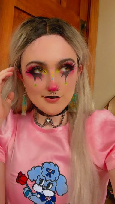 Izzzyzzz@IzzzyzzzArtのイラスト