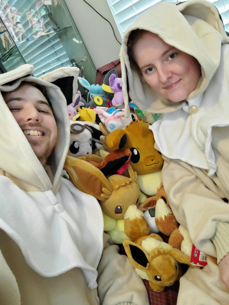 Noble on Twitter: "Eevee squad. https://t.co/Pn6nKifiv8" / Twitter