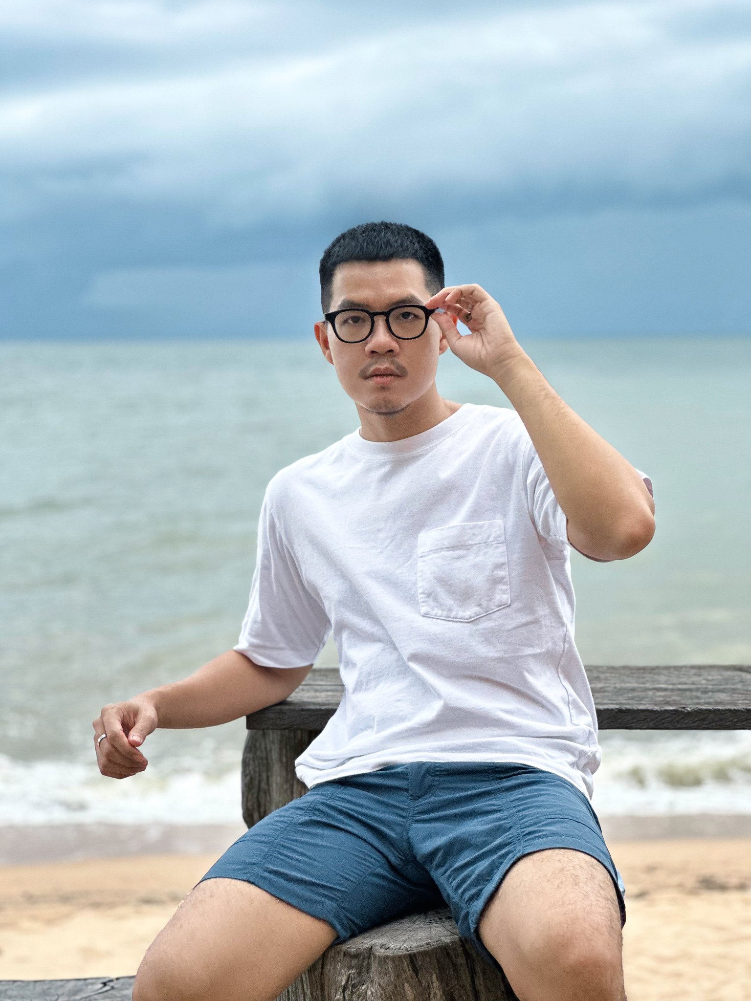 SARAWUTCNX4 on Twitter: "RT @poker_OTOH: อ้าแขนรับลมทะเล #vitaminsea https://t.co/TuhaG6ozXO ...