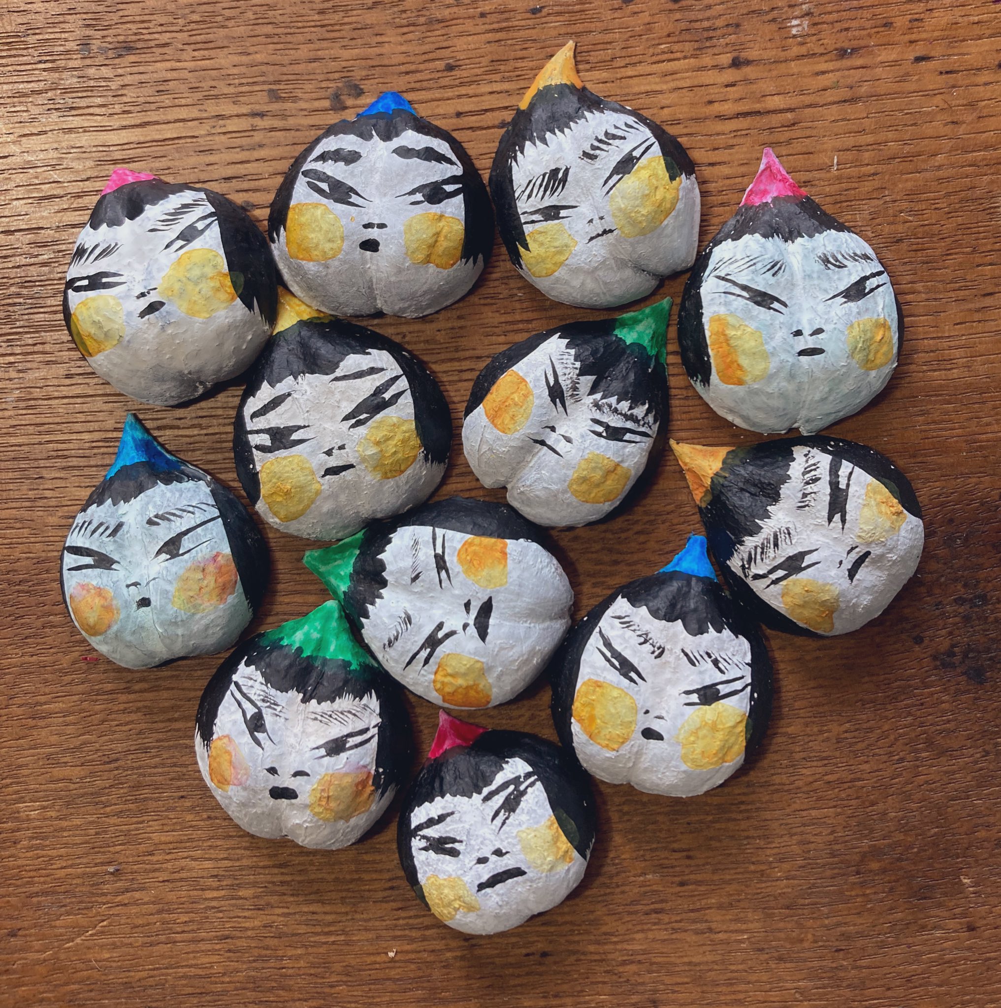 天神さやか on Twitter: "クルミの殻のお面3㎝ walnut shell masks https://t.co/QxS6249jhd" / Twitter