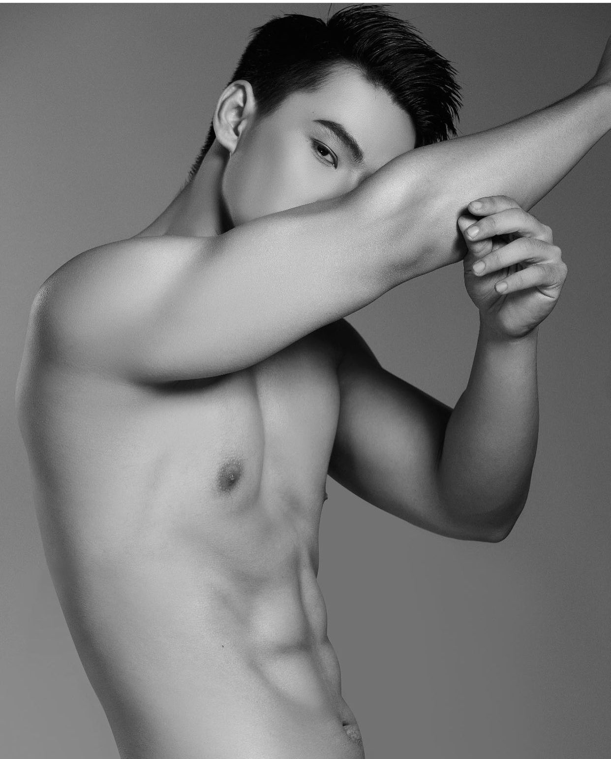 ArmpitAlter on Twitter: "Myo Naing https://t.co/eRSQmP37gO" / Twitter