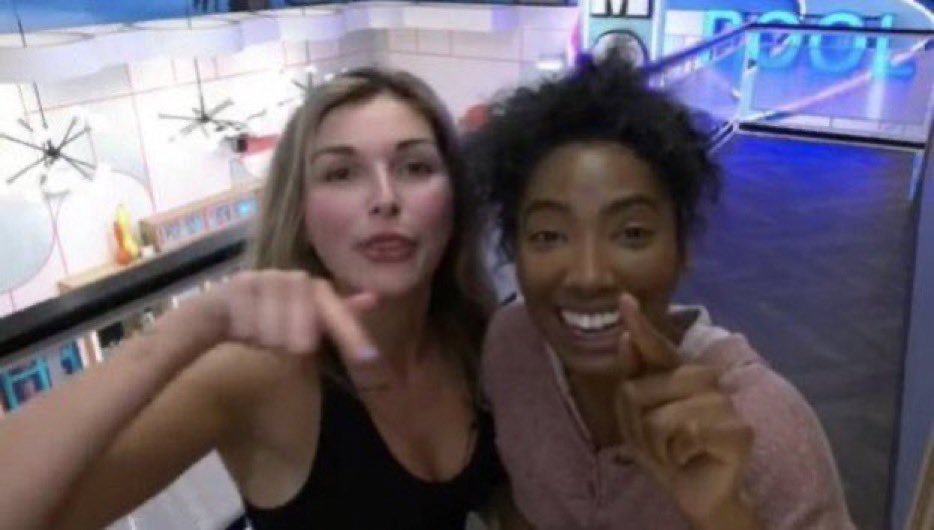 lume on Twitter: "Brittany walking into the round table ready to fight hard for Taylor only to ...