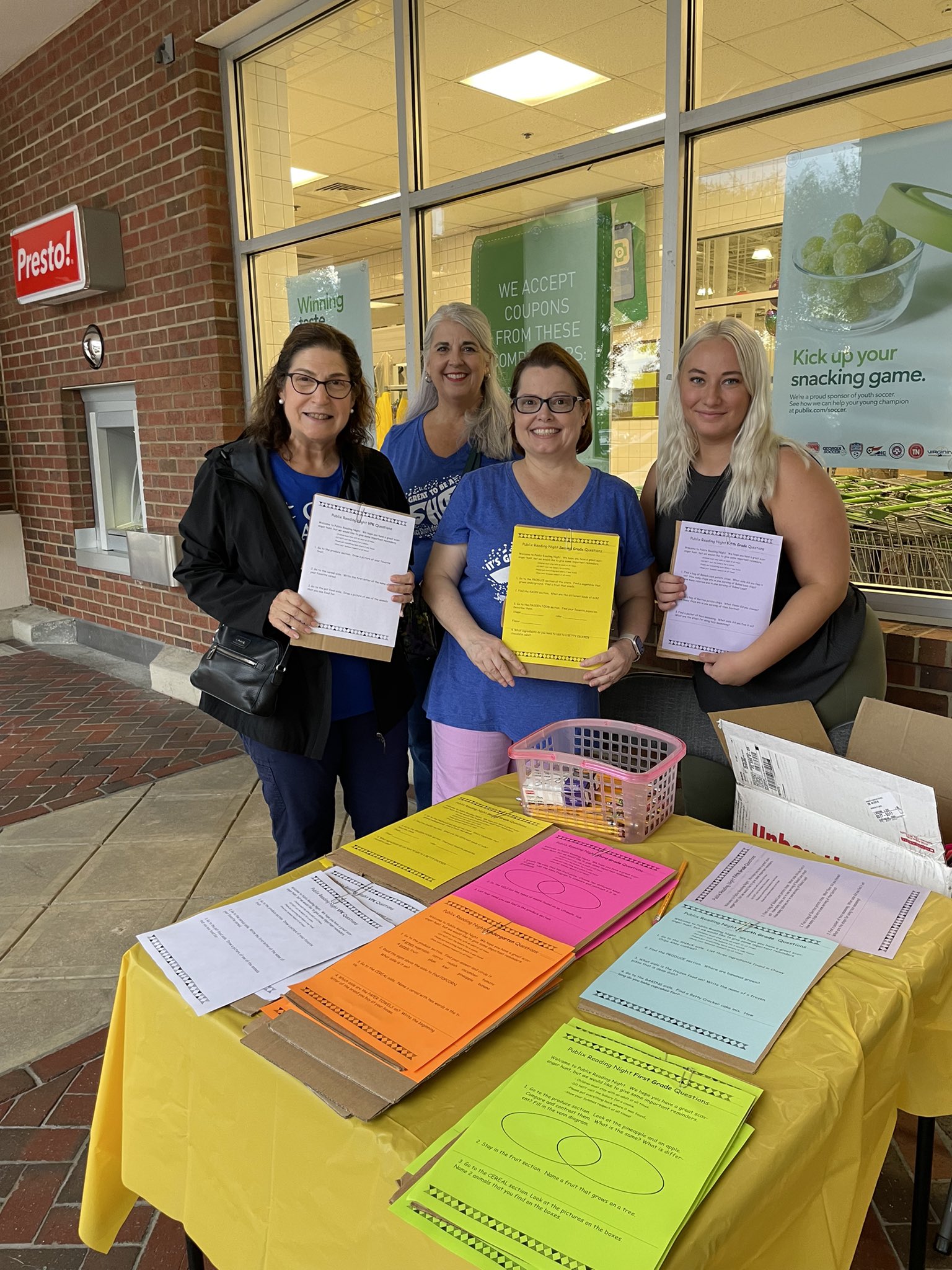 Symmes Elementary on Twitter: "Great time with our Shark families at Publix Reading Night! # ...