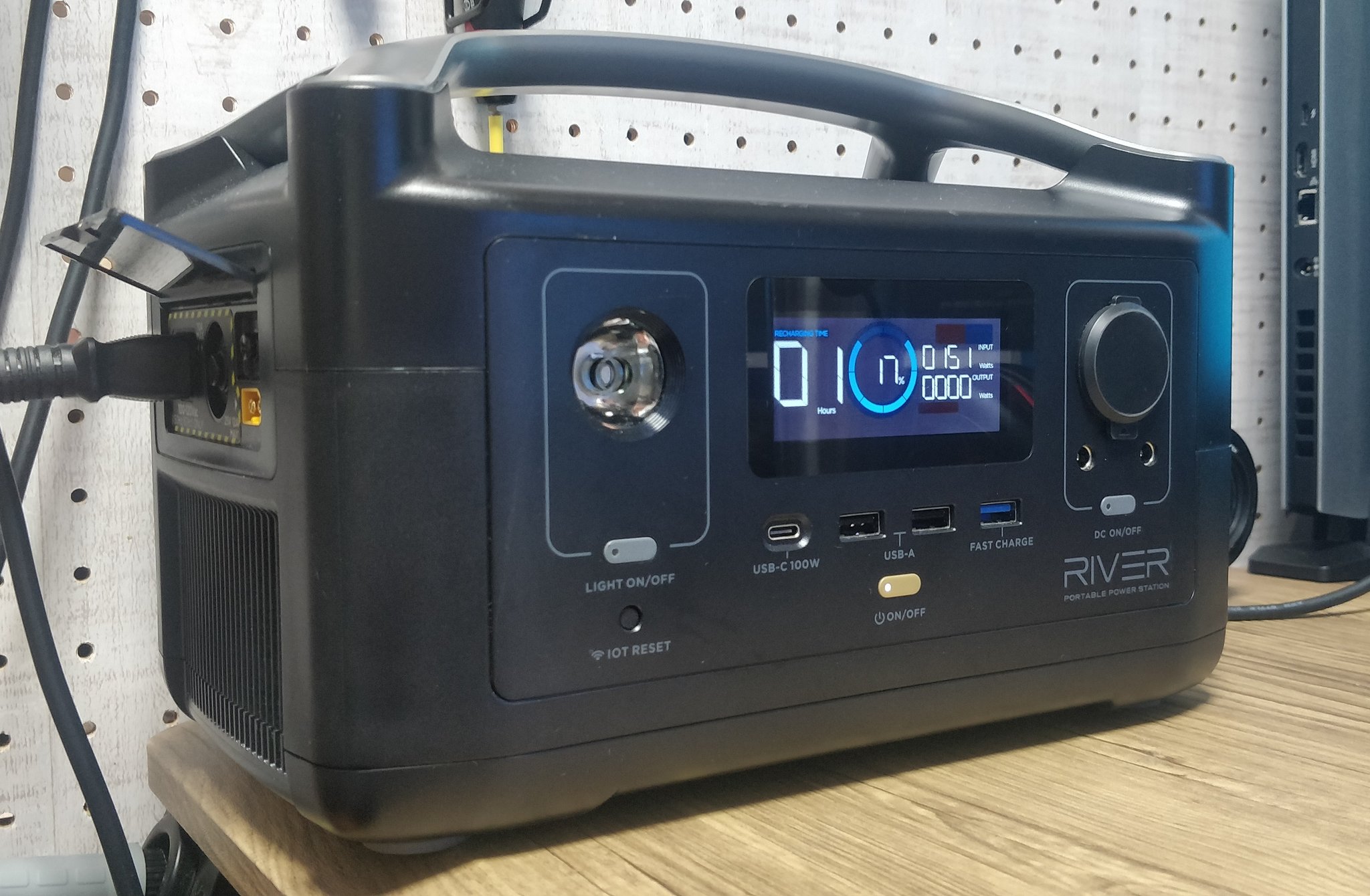 カピさん Kapi Lab. on Twitter: "久しぶりに充電したかもしれん🤔 車載配信やったらゴリゴリに減ってたw https://t.co/MmvWopbRbF" / Twitter