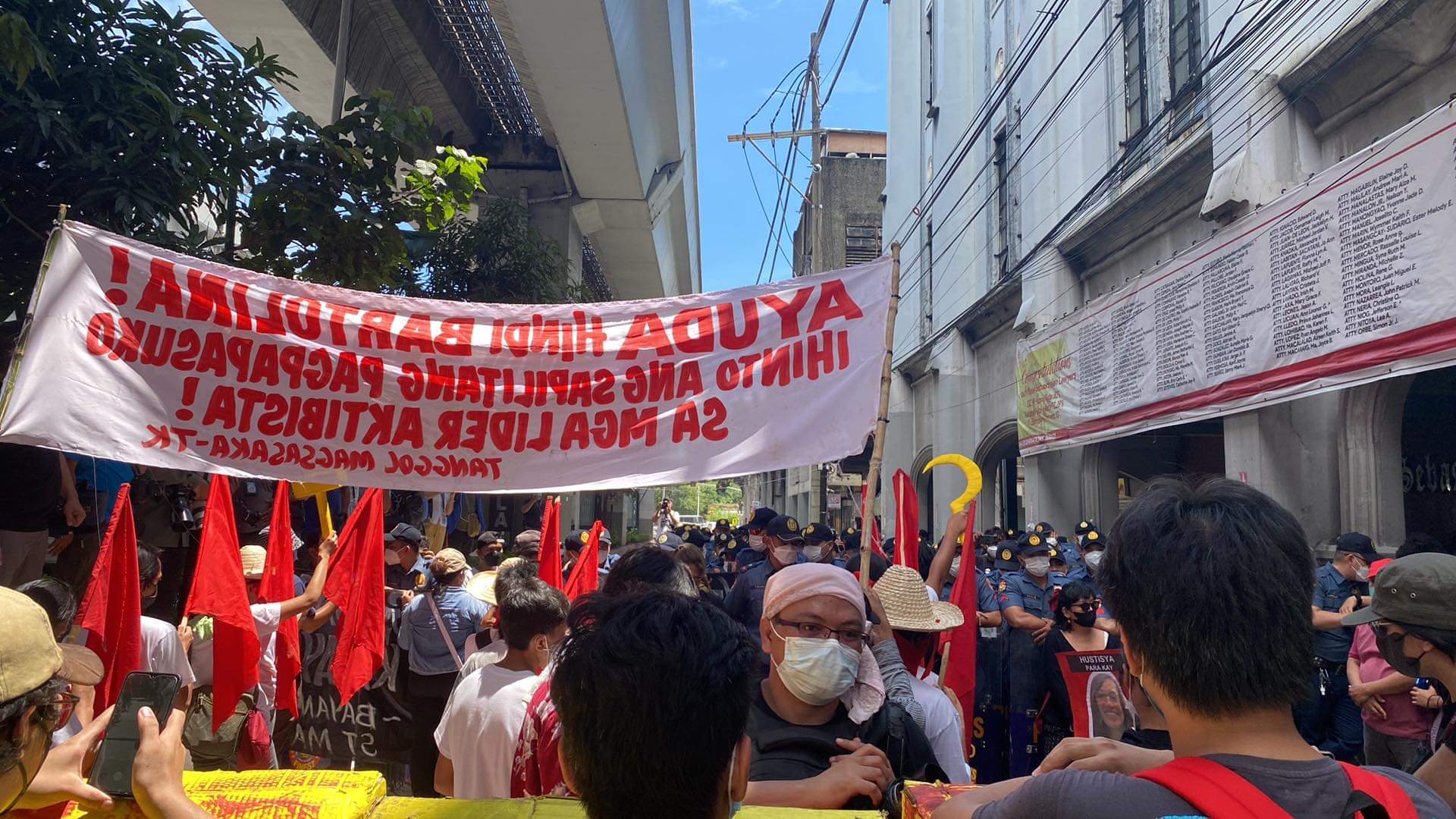 UPLB Perspective on Twitter: "NGAYON: Tumungo sa Plaza Miranda, Manila ang karawan lulan ang iba ...