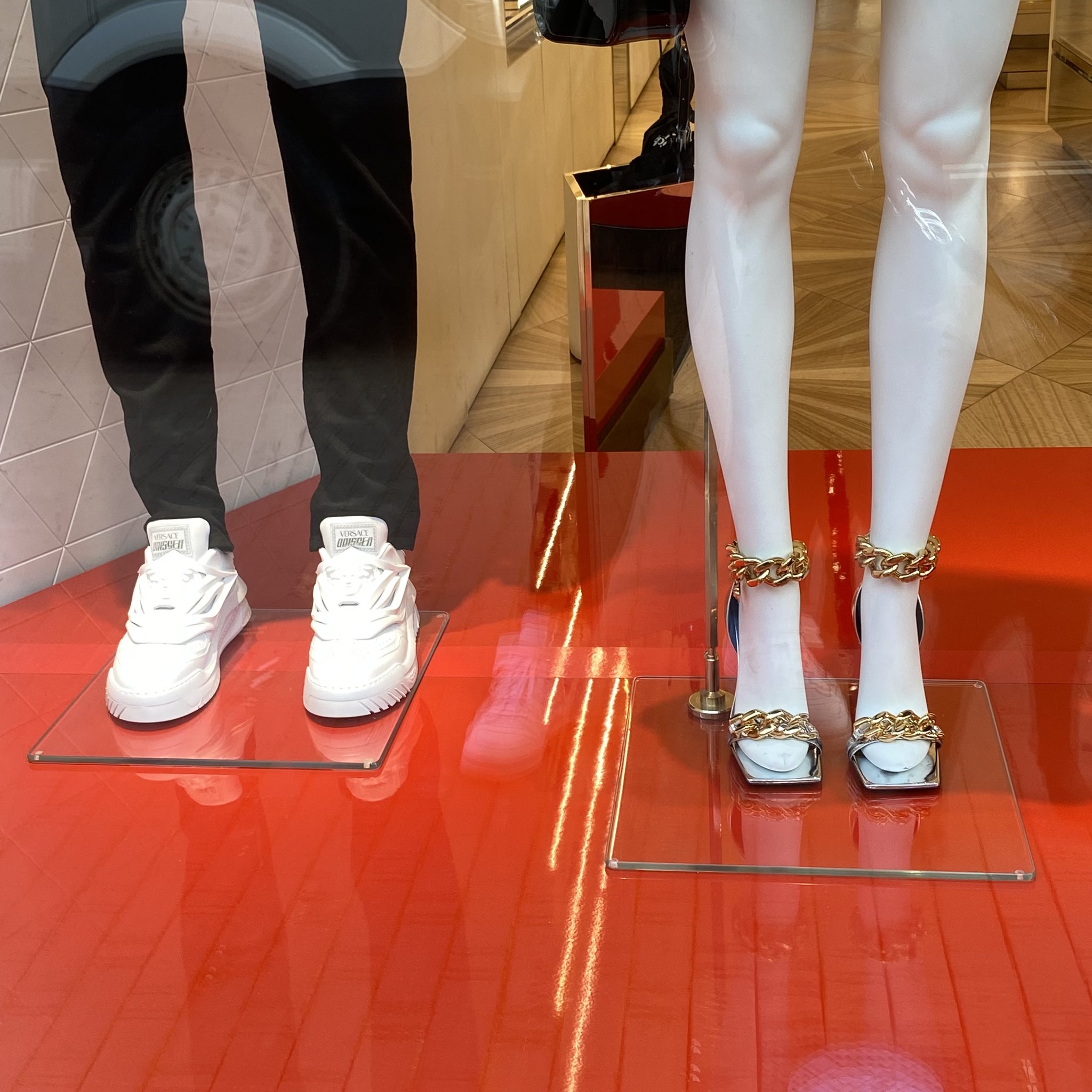 lost-heritage🥝🇬🇧🇬🇧 on Twitter: "Ich kann mich gerade nicht entscheiden, bei Größe 46, rechts ...