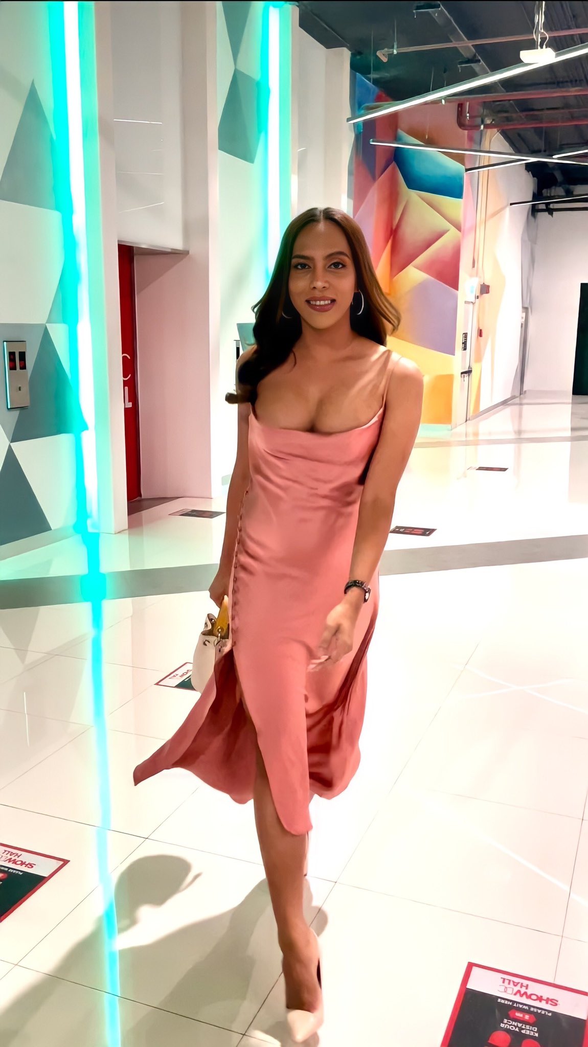 Thanapron nice on Twitter: "วันนี้คุณ ยิ้มแล้วหรือยัง 😁😆นานๆจะออกงานสักที เดิน เดิน และเดิน ...