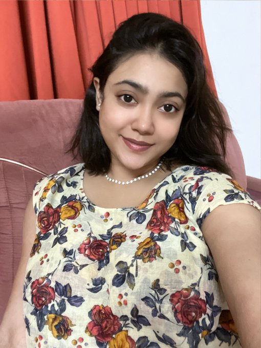 Tw Pornstars Callmesherni Lovely Ghosh Pictures And Videos 9868