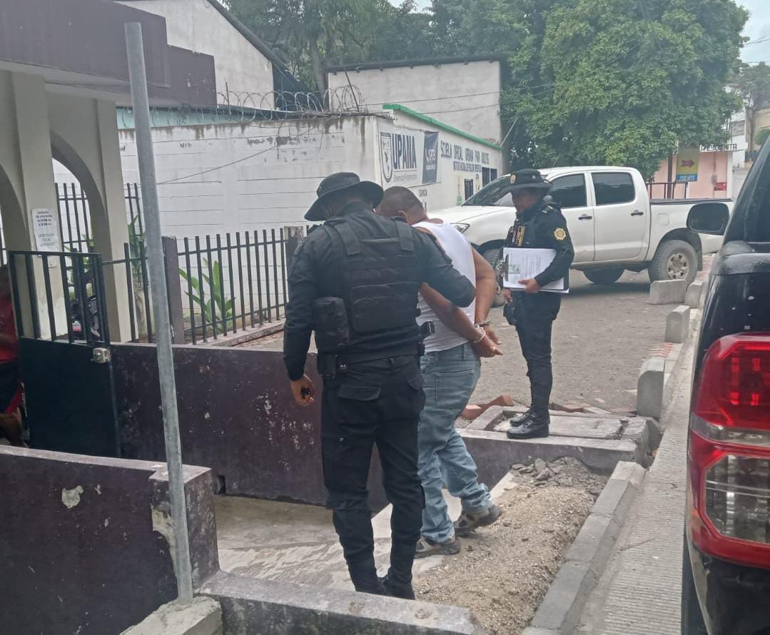 Pnc De Guatemala On Twitter Capturado Por Violencia Contra La Mujer