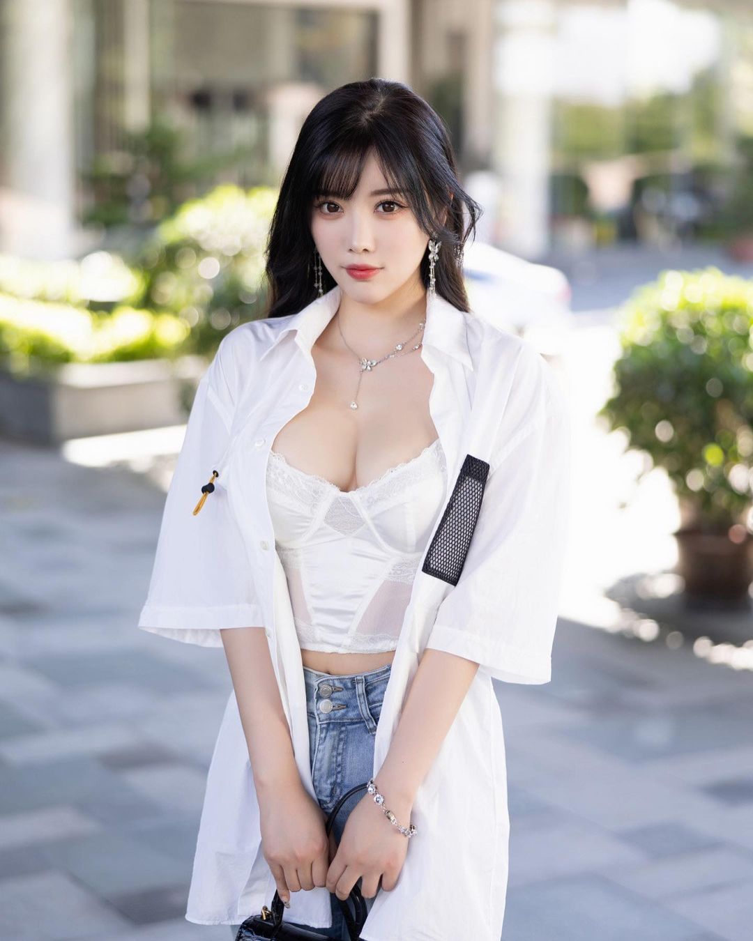 Gu xin Xin on Twitter: "Walk with me plz.......... https://t.co/pzd4My3vqw" / Twitter