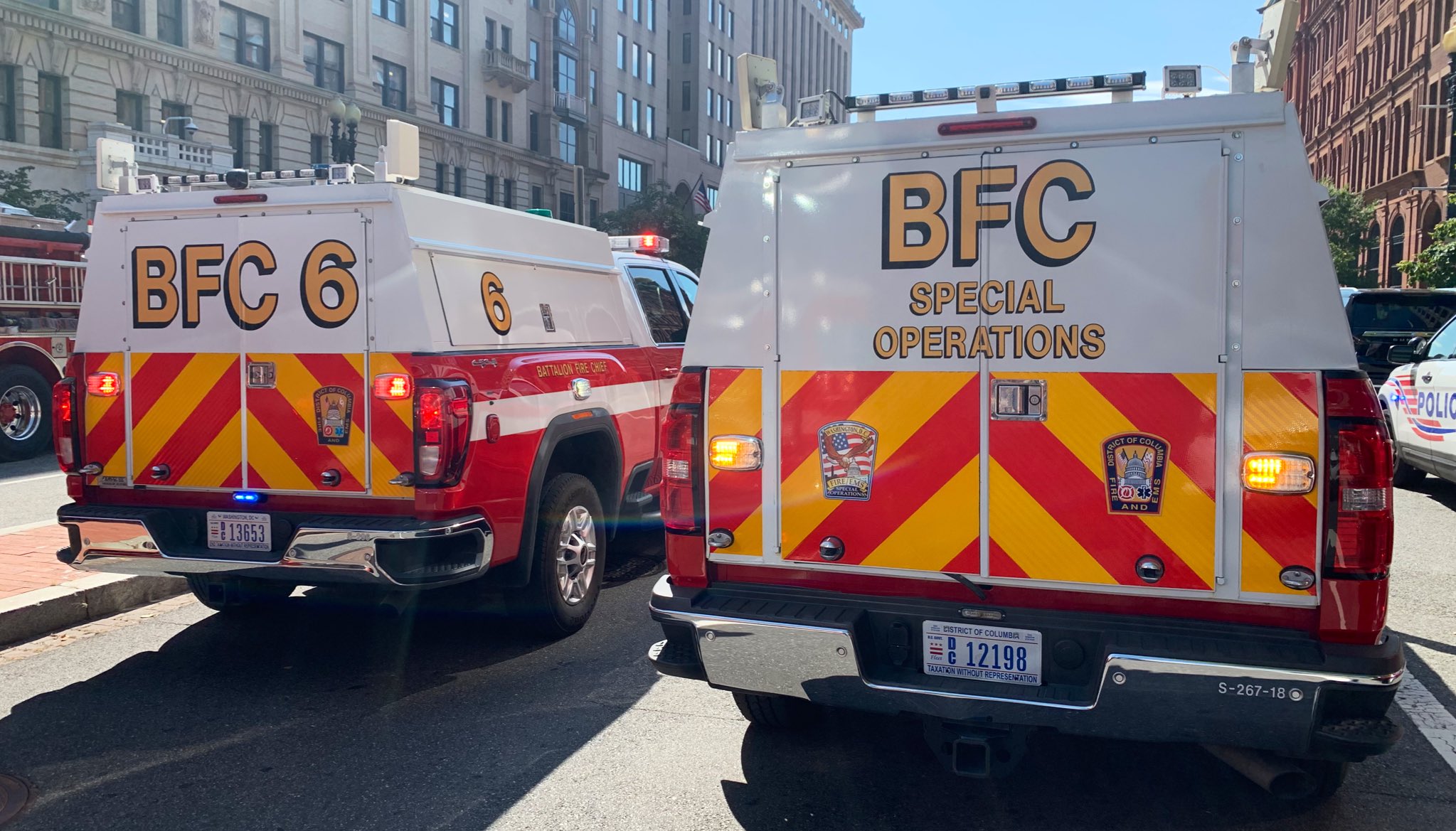 DC Fire and EMS on Twitter: "Suspicious Pkg. 1400 block NY Ave NW inside of a building. DC Fire ...